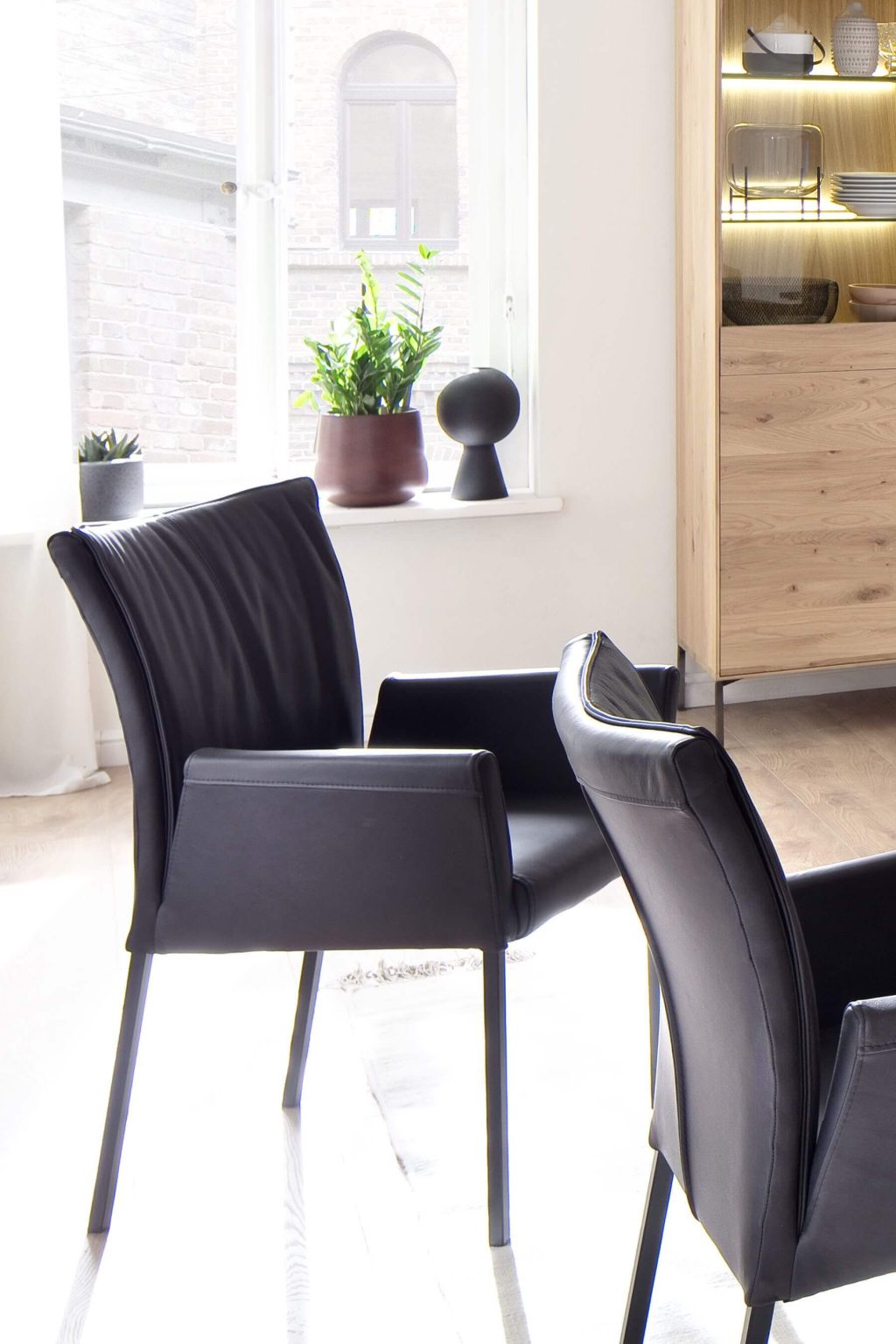 Nora Armchair – Qualita Ltd